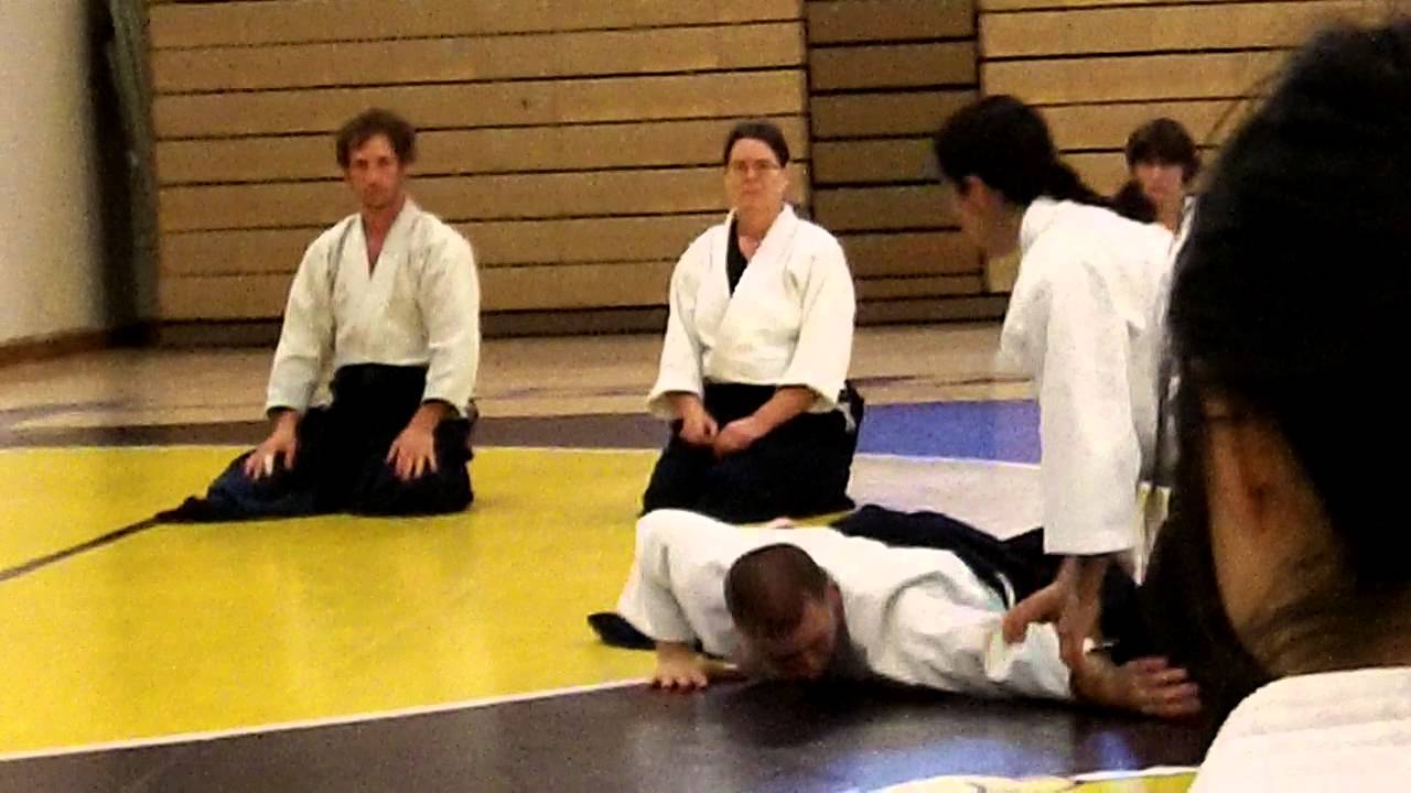 Neilu Naini: Suwariwaza katamenuchi ikkyo