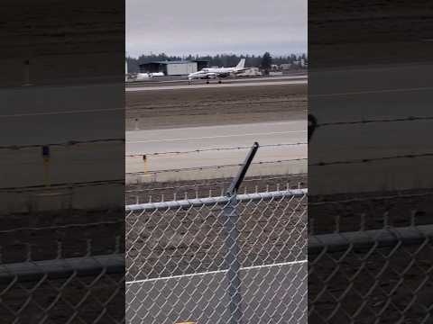 Twin Turbo Prop Lands Low Spokane International Airport! A Cold Day! Jeff Parker @pyro8455 #shorts