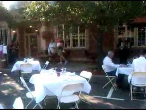 Paisanos Ristorante Dining Under the Stars