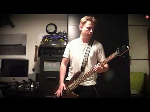 KoЯn - Freak On A Leash - Bass Cover by Thunderbolt - 4 String BASS