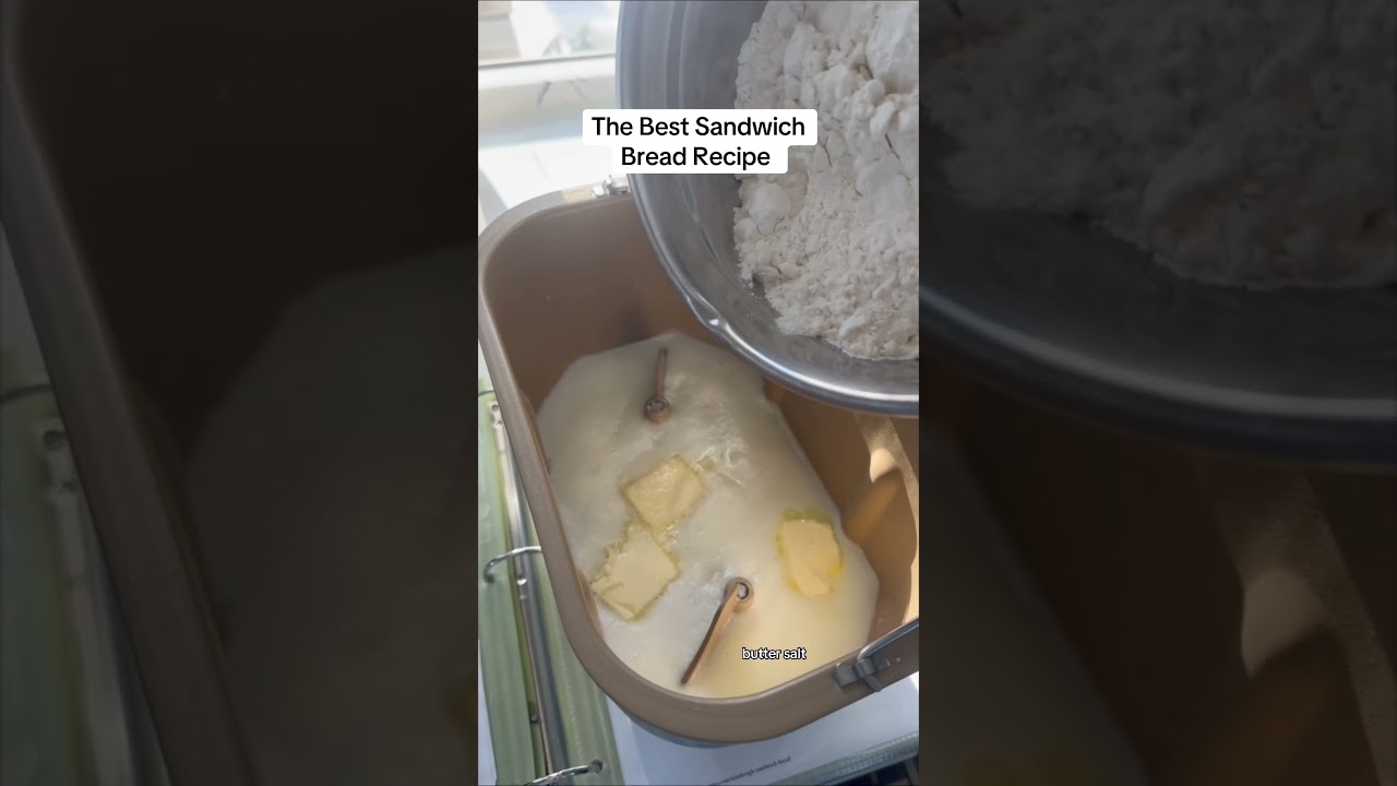 The best sandwich bread recipe: for a bread machine— full recipe in the comments! #breadrecipe