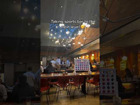 Next Level Sports Bar in NYC📍A Full Basketball Court! 🏀 #shorts #nyc