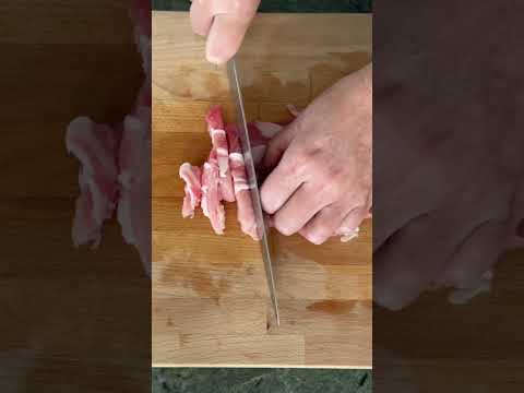 Tonjiru (pork miso soup) - Japanese Cooking 101