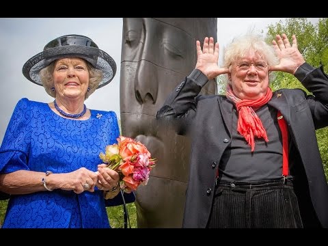 Princess Beatrix Opens Sculpture Exhibition | Royal Hats