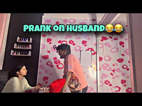 Prank on avinash ???? muje nail studio bandh krna hai ???????? @Avinashbanathiavlogs2.0 #
