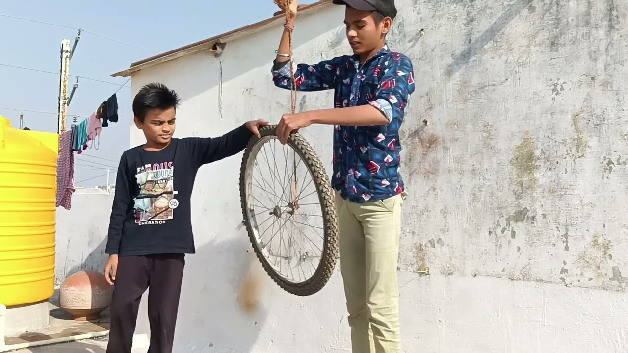 Does the spinning wheel defy gravity? No! It obeys