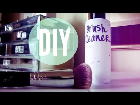 DIY Brush Cleaner! 2 Minute Tutorial | thataylaa