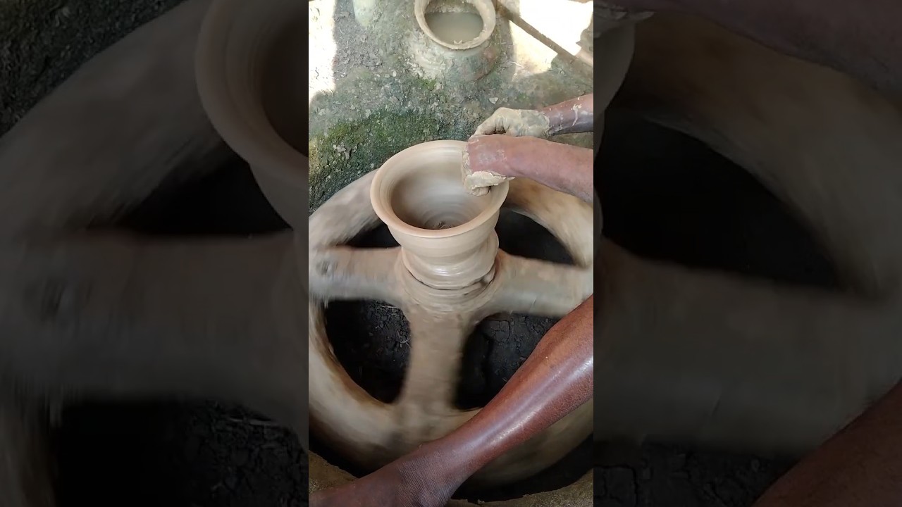 Clay Pot make  🙁😷🥳#shorts  #claypot #pottery  #claypottery