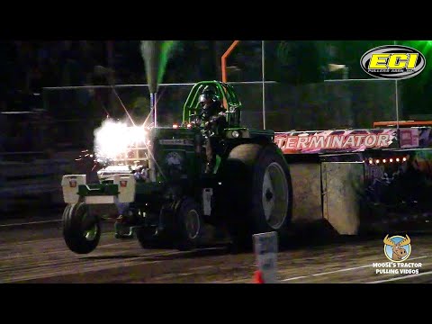 ECIPA 2022: 9,500lb 3000RPM Hot Farm Tractors from Manchester, IA