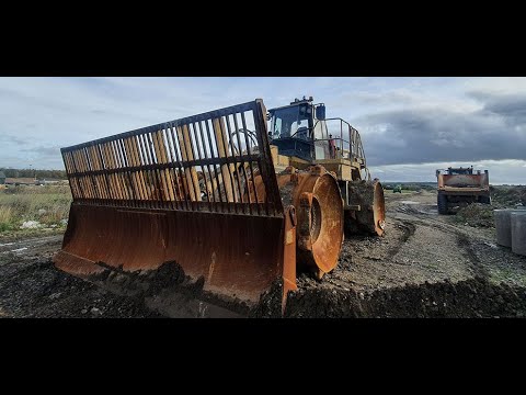 The UK's first Cat® certified rebuild of a Cat 836 Landfill Compactor