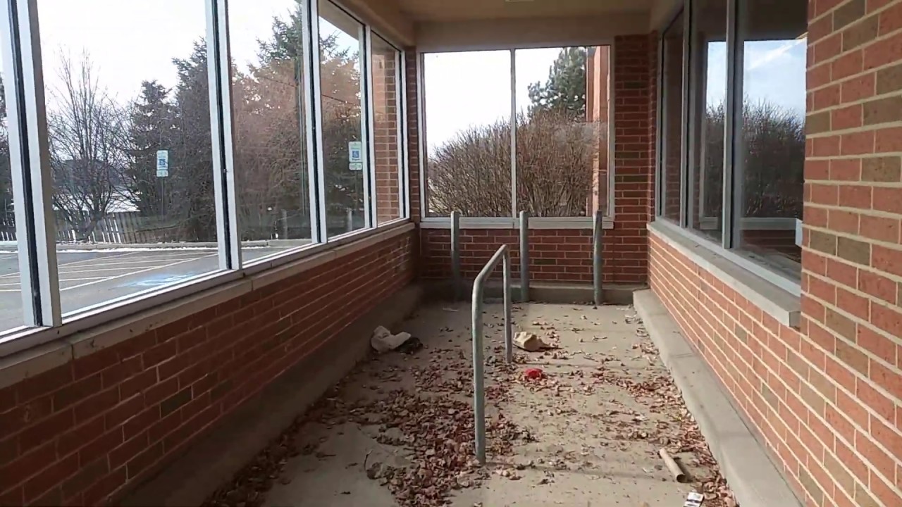 ABANDONED Aldi. Bolingbrook IL