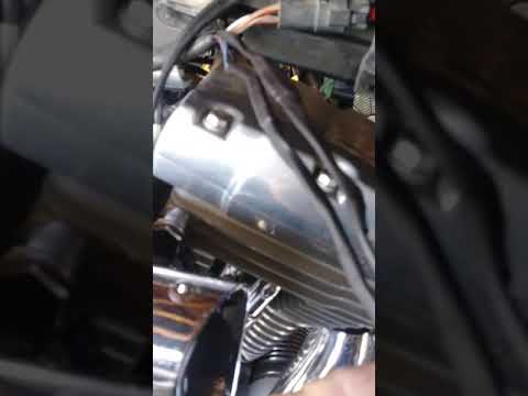 2004 Harley Davidson Softail turn signal on front repair