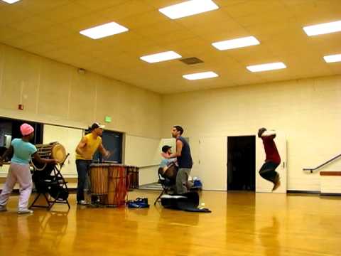 #1 African Dance: Polyrhythm | The Boogie Effect