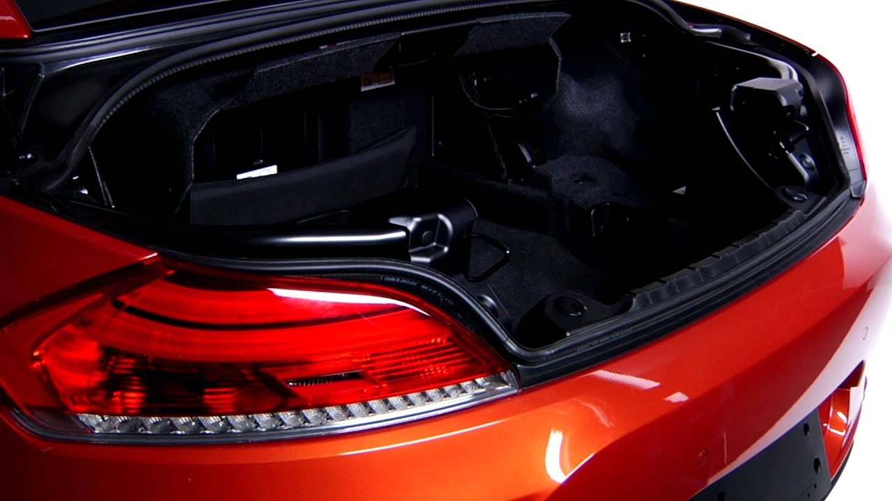 How to Fix the Trunk Partition Error on your BMW E89 Z4 - autoevolution