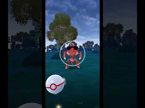 This one seriously caught me off guard! Such a big score #shiny #genesect #pokemongo #pokemon