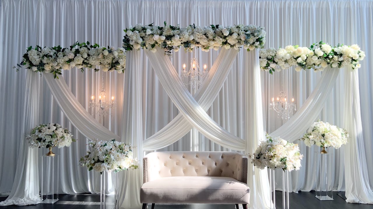 DIY - Elegant White Floral Backdrop