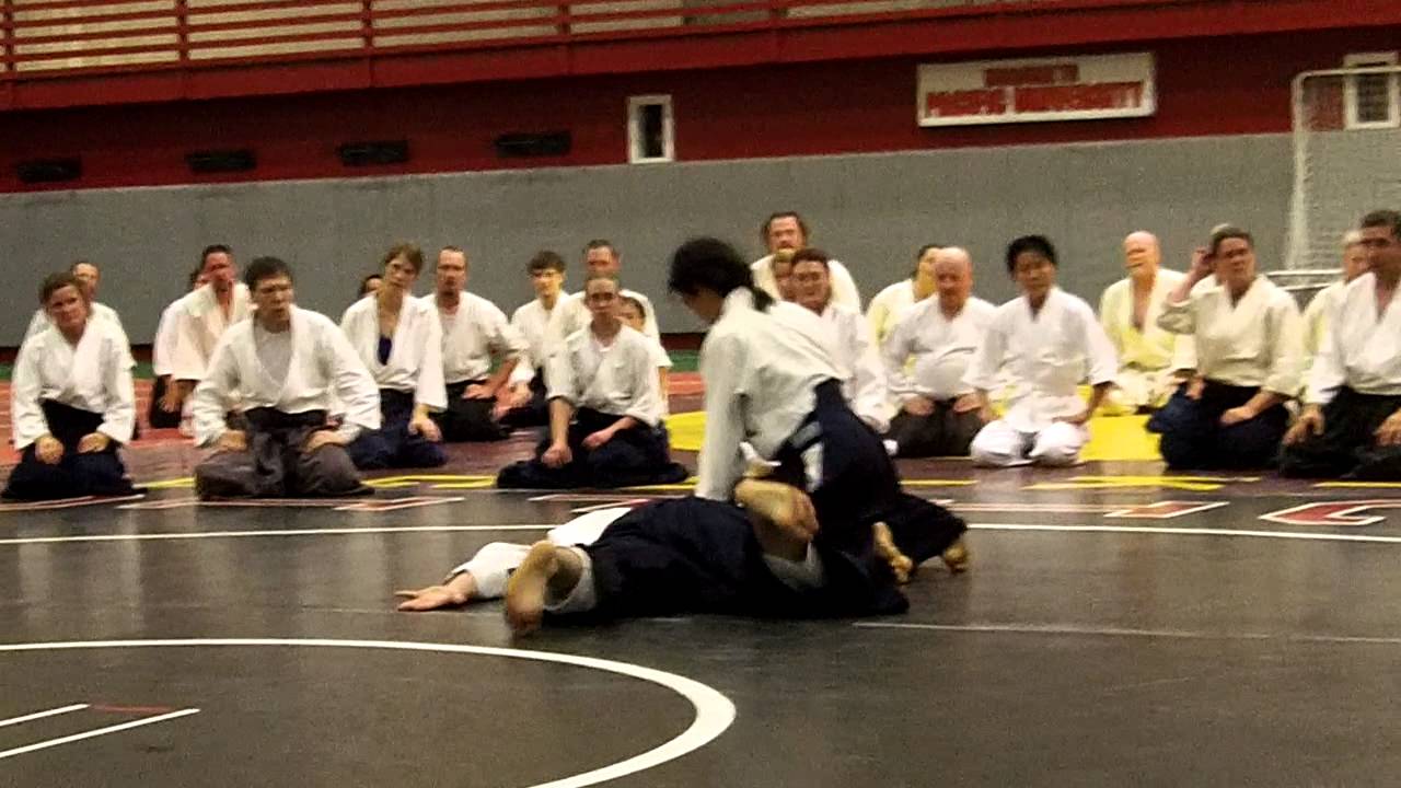 Neilu Naini: Shomenuchi ikkyo