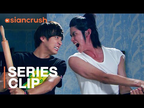 New roommate just moved in & already wants to fight to the death | Chinese Drama | Happy Noodle