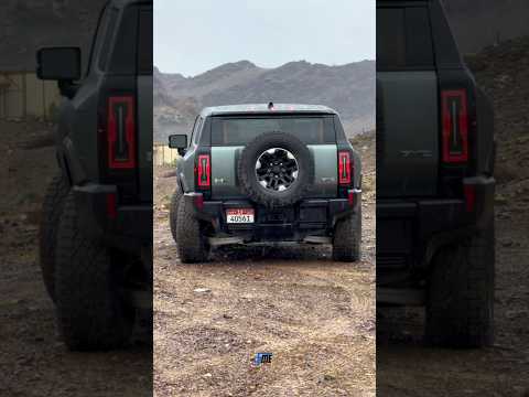 Hummer EV reverse Crab walk 🦀 #hummer #gearsme