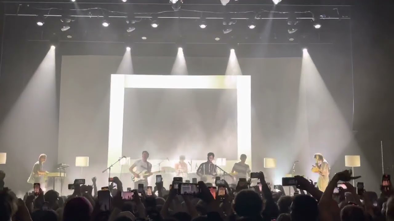 Wallows - Remember When (Live from Seattle 2022)
