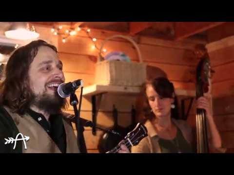 The Smokin' Dobroleles "How Mountain Girls Can Love" | Arrowhill Tiny House Sessions
