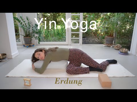Yin Yoga für deine Erdung- spüre die Schwere des Körpers (auch gut bei CFS)