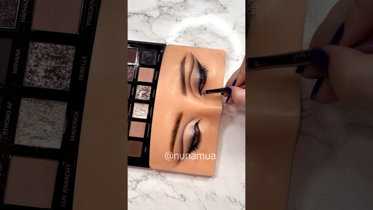 Arabian eye makeup #eyeshadow #makeuplook #eyeshadowtutorial