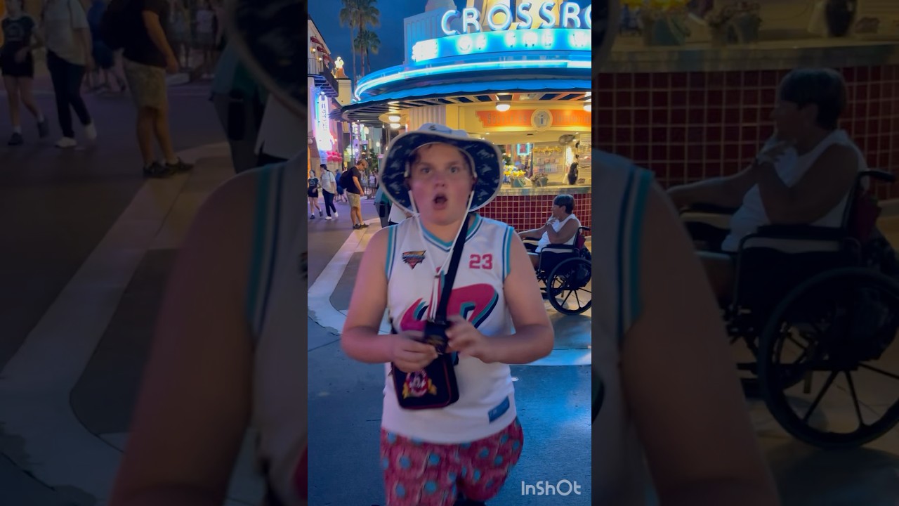 Opening villain pins in Hollywood!! #disneypins #disneypintrading #disney