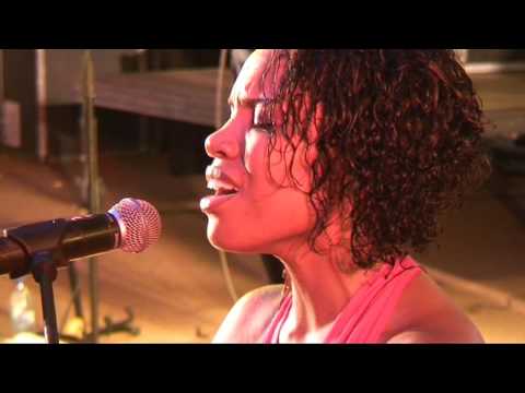 Music from Cape Verde – Lura – World Music – the Music Journey