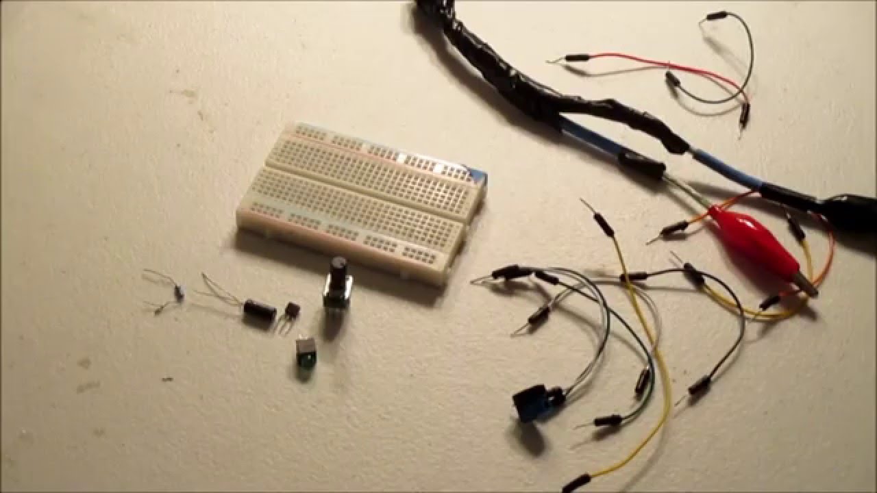 'Lectronics- Adjustable Strobe Light