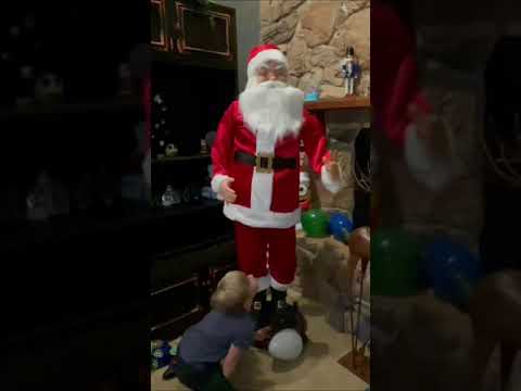 6 Foot Animatronic Dancing Santa from Home Depot!