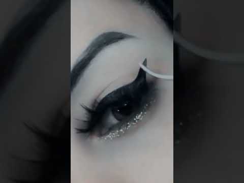 Eyelashes with eyeliner Sticker Challenge ✅#shorts #youtubeshorts #hack#eyelashes #eyeliner#beauty