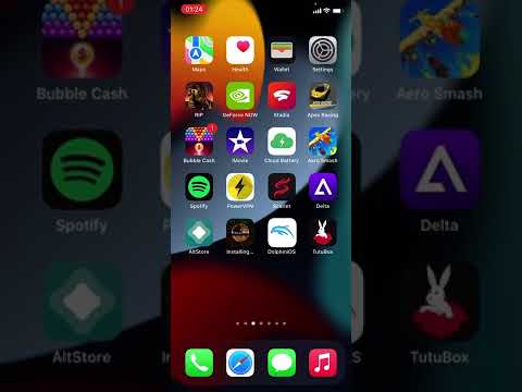 How to get tweaked apps and talking about some jailbreak stuff enjoy