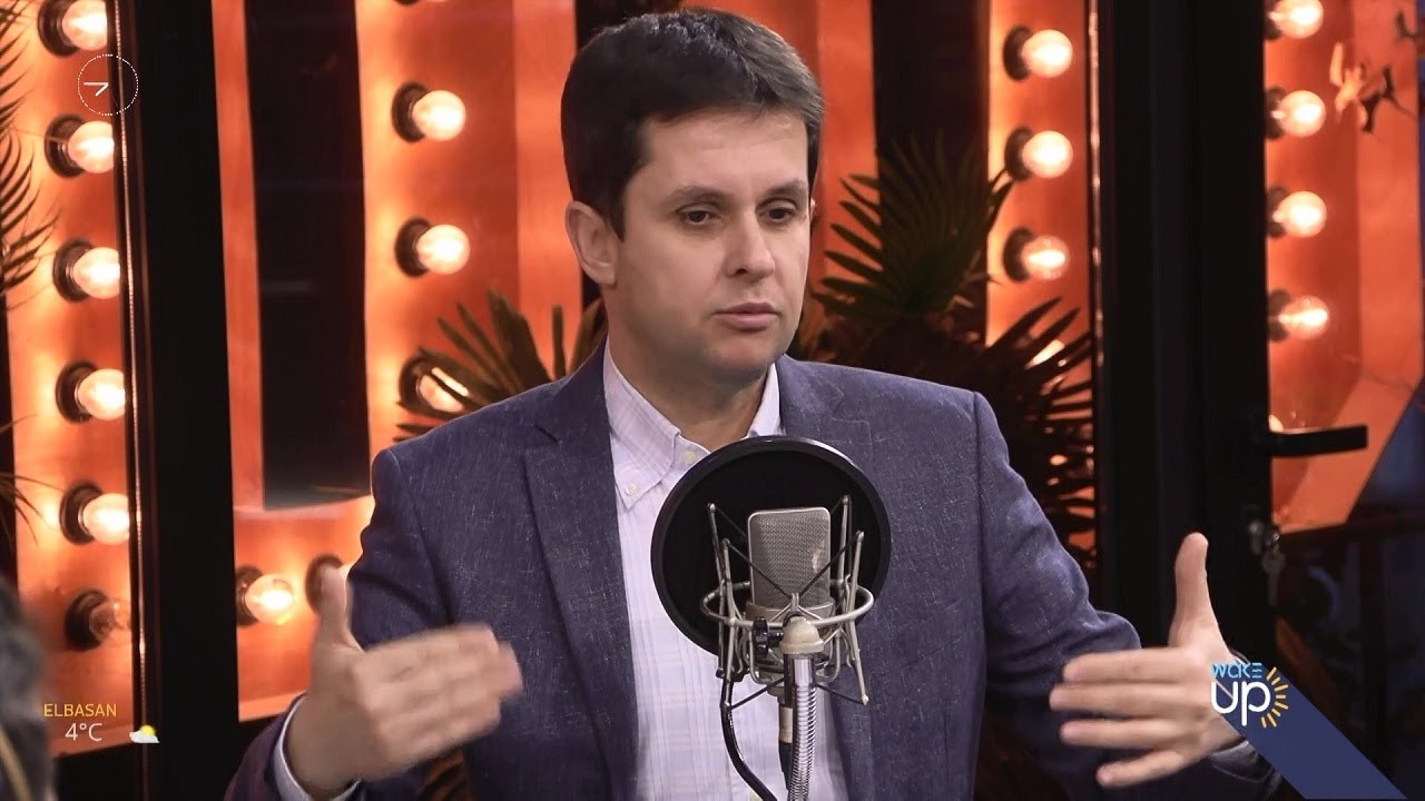 Mjeku Alimehmeti: Mos përdorni antibiotik për të kuruar gripin/ Wake Up ...