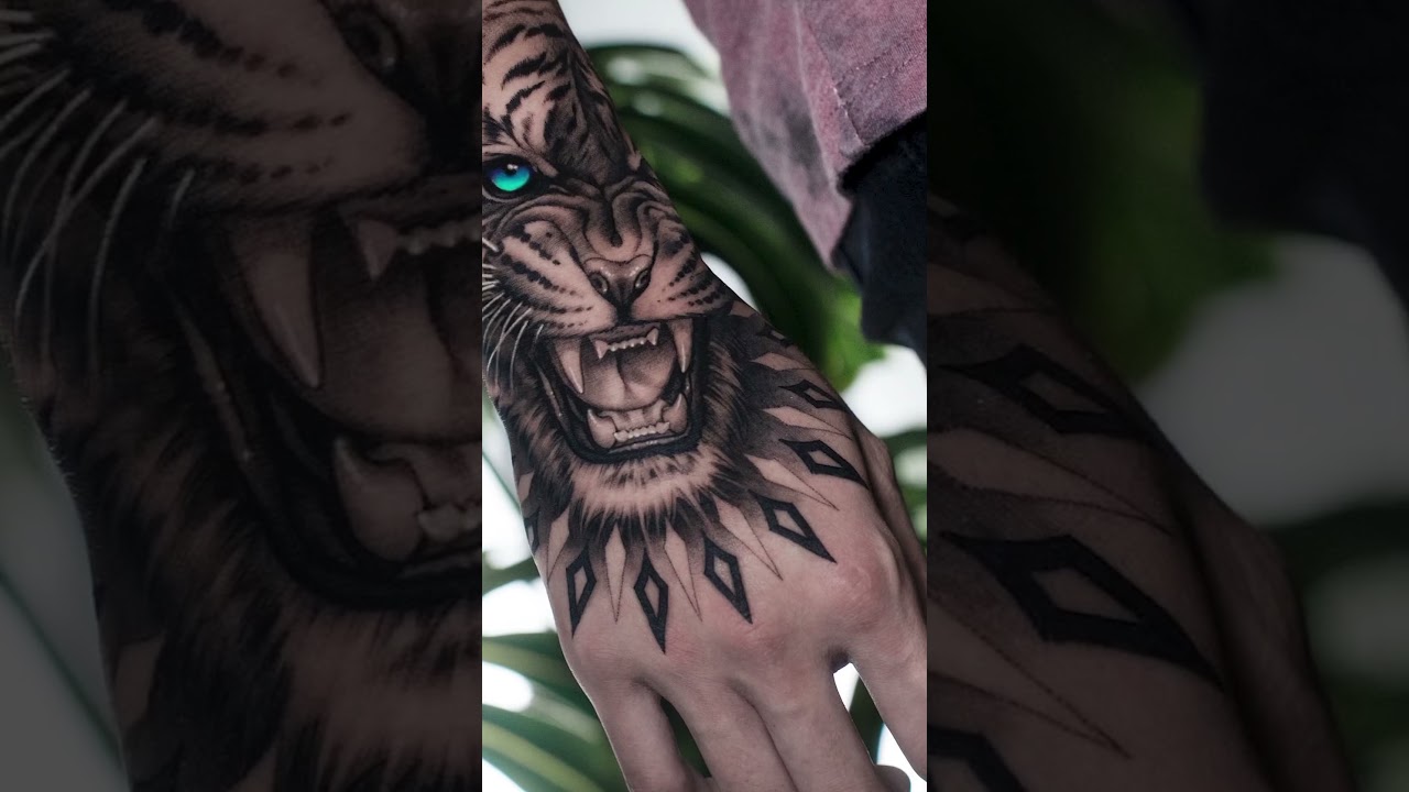 This Was My Clients First Tattoo, And He Almost Passed Out 😵