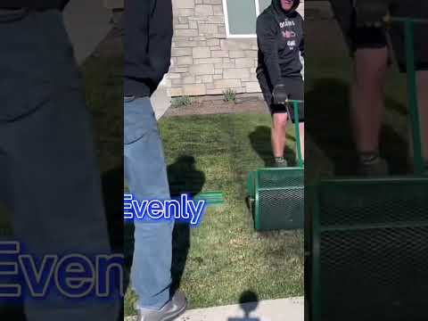 Landzie Compost Spreader #landzie #petemoss #compost #spreader #satisfying #diy #lawn #grass #asmr