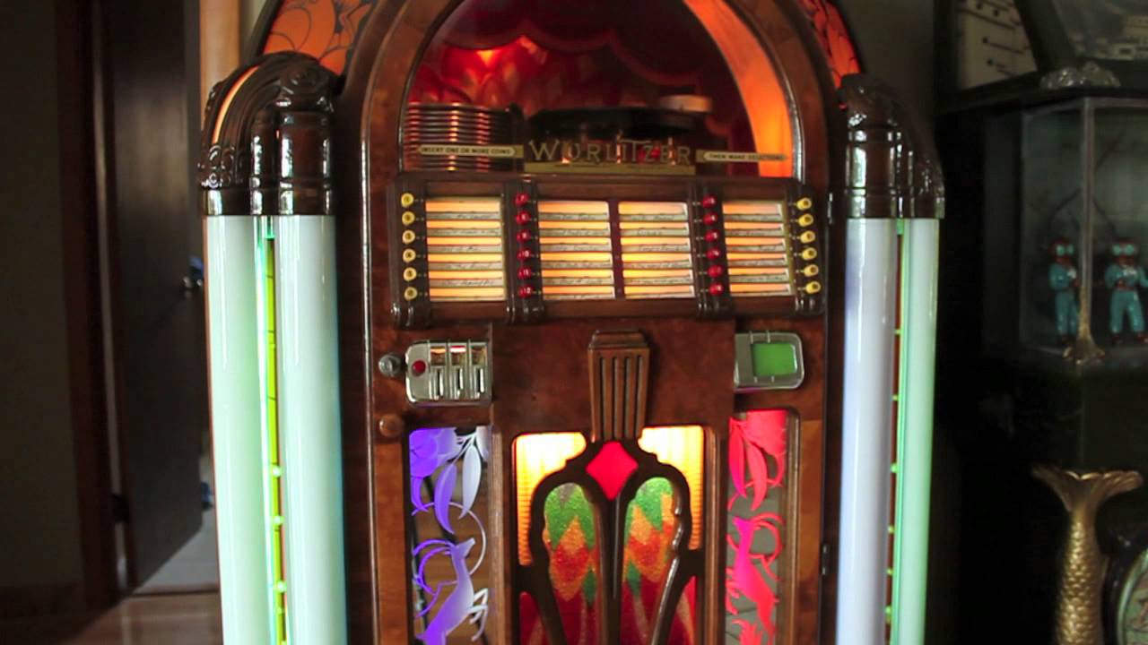 Beautiful Unrestored Wurlitzer 950 Jukebox