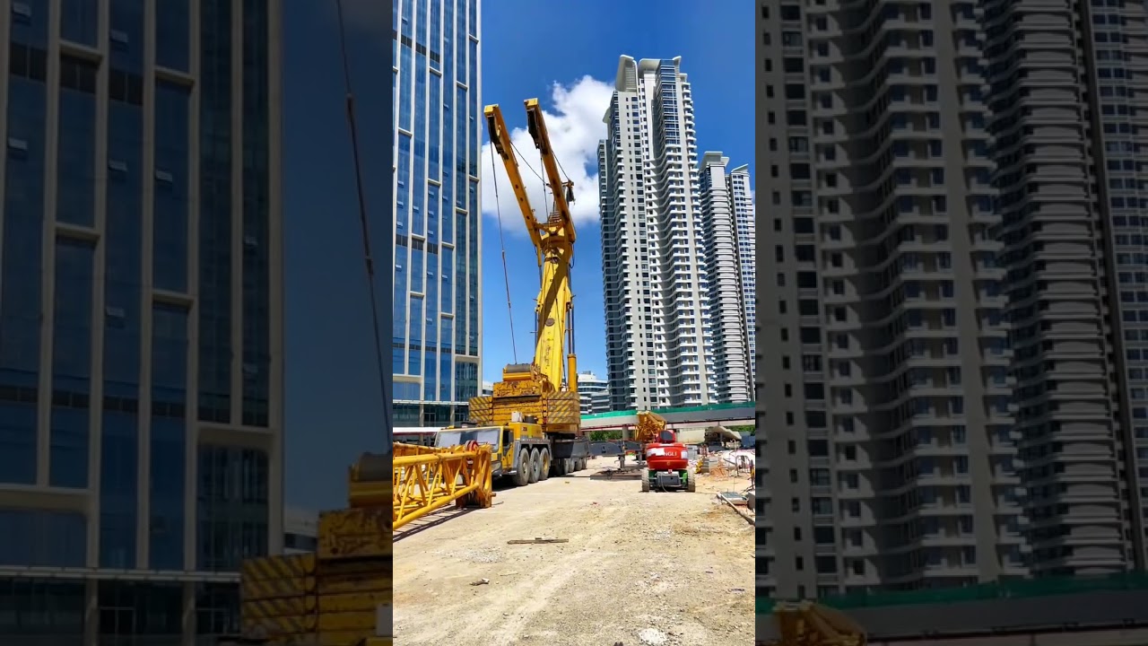 XCMG 500 Ton Mobile Crane Setting Up Luffing Jib !