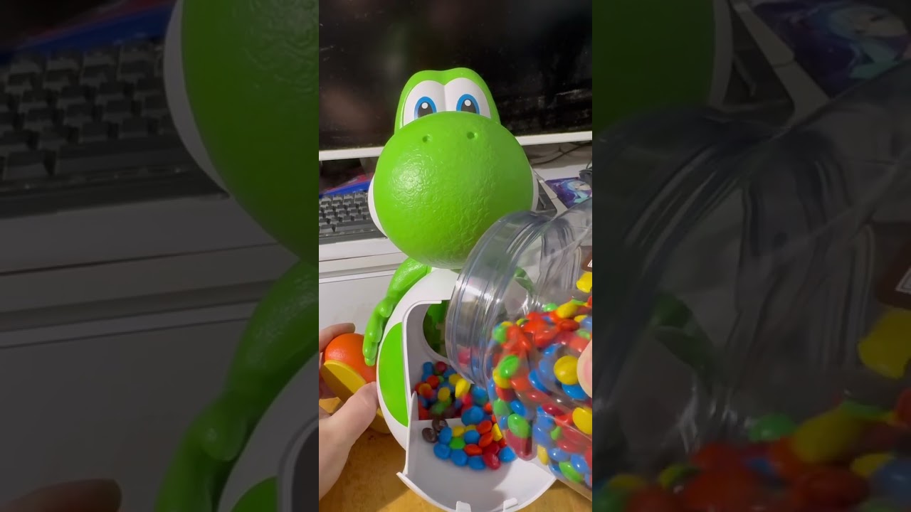 How To Use Yoshi Popcorn Bucket #shorts
