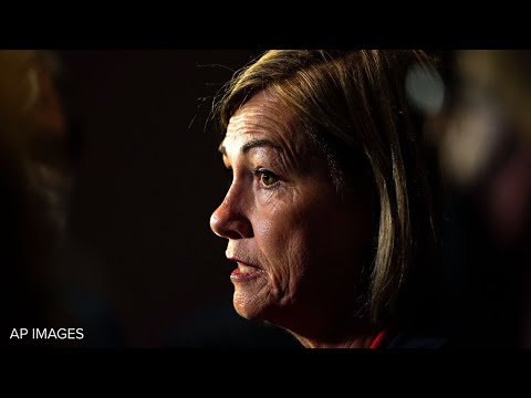 State auditor accuses Iowa governor of misusing COVID relief funds for staff salaries