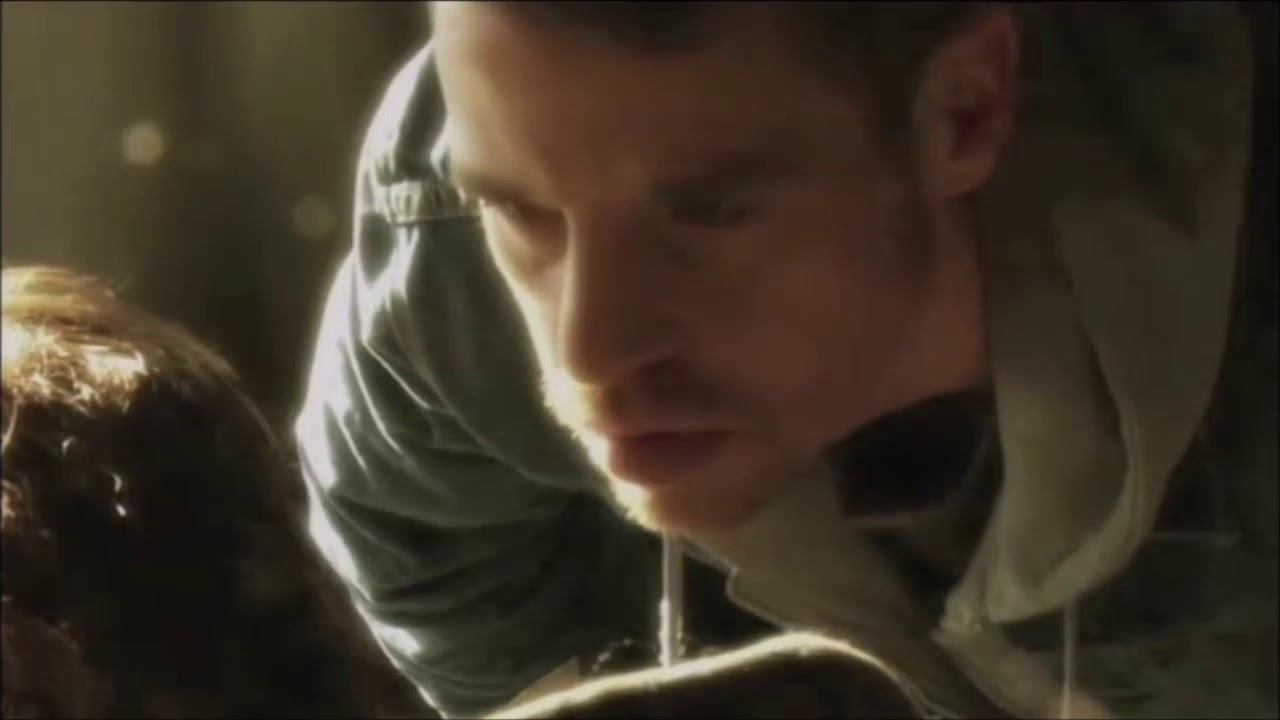 Autumn (2009) Trailer
