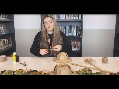 Create a Safari hat for your next adventure