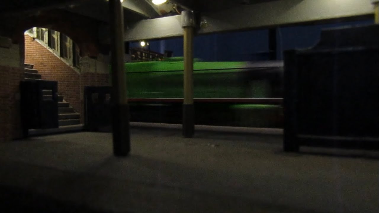 Thomas & Friends: Henry Pulling The Flying Kipper