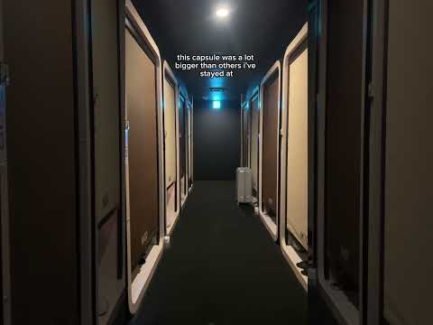 CAPSULE HOTEL IN TOKYO JAPAN at HANEDA AIRPORT ✈️ #capsulehotel #japan #hotel #japantravel #vlog