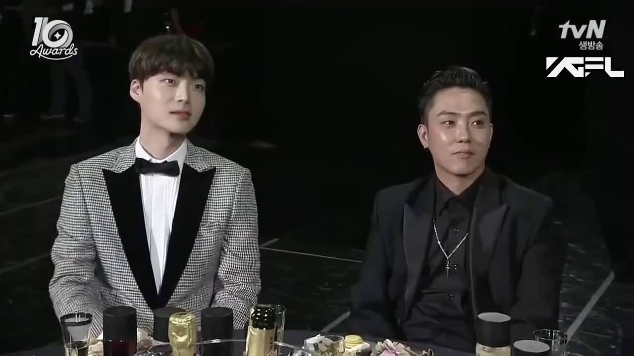 [VIETSUB] GOO HYE SUN & AHN JAE HYUN CUT @ tvN10 AWARDS