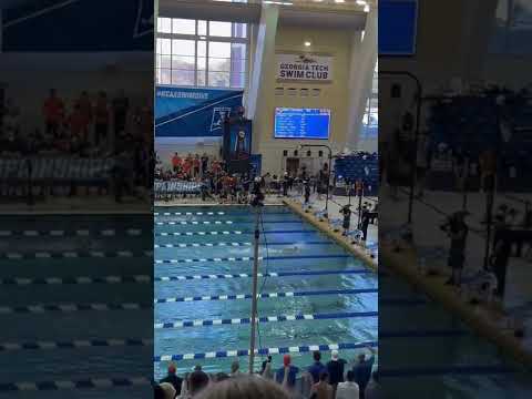 Bobby Finke Wins his last ever NCAA race 1,650 freestyle (14:22)