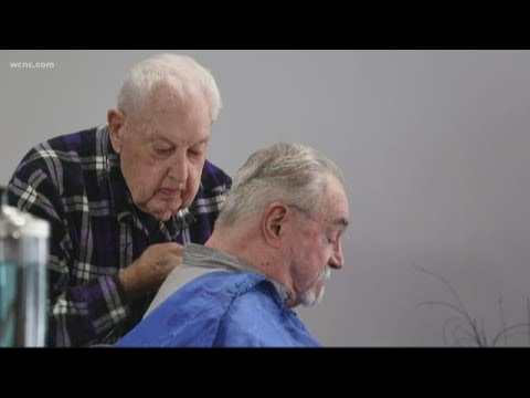 92-year-old Belmont barber still cutting hair after decades