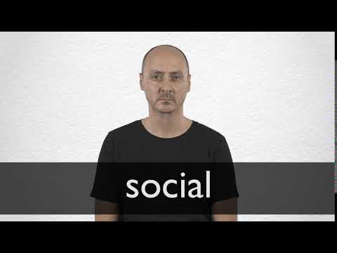 How to pronounce SOCIAL in British English
