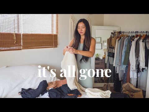I got rid of 75% of my clothes and I'm so much happier โจ