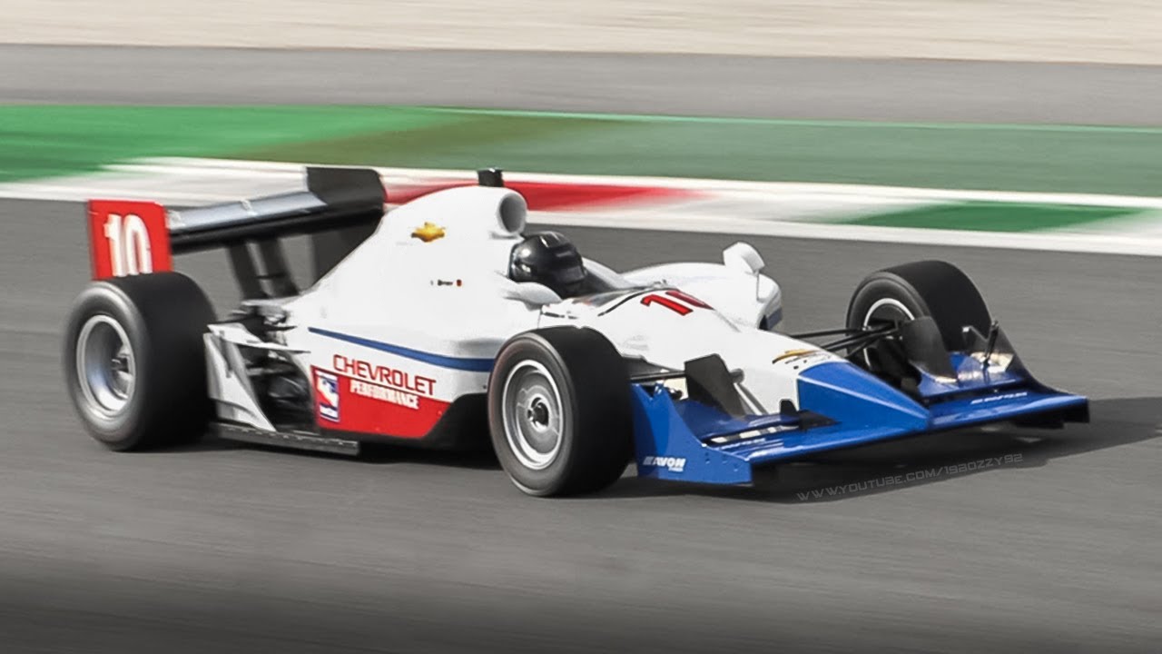 Dallara IR-03/05 IndyCar at Monza Circuit: Chevrolet Flat-Plane Crank V8 Engine Sound!